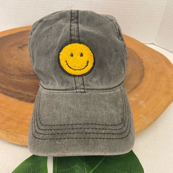 David and Young | Accessories | David And Young Smiley Face Patch Cap ...